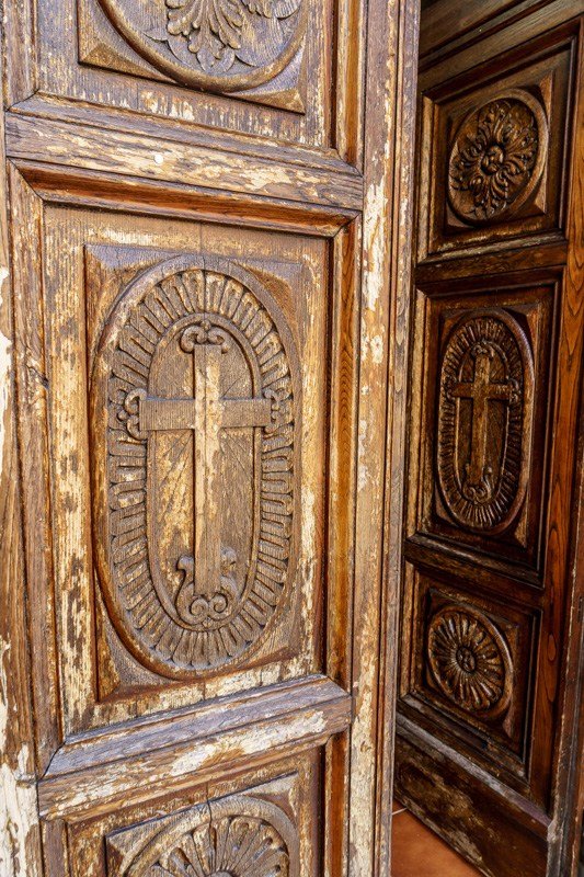 Photographing Old Tuscan Doors - fstop Training